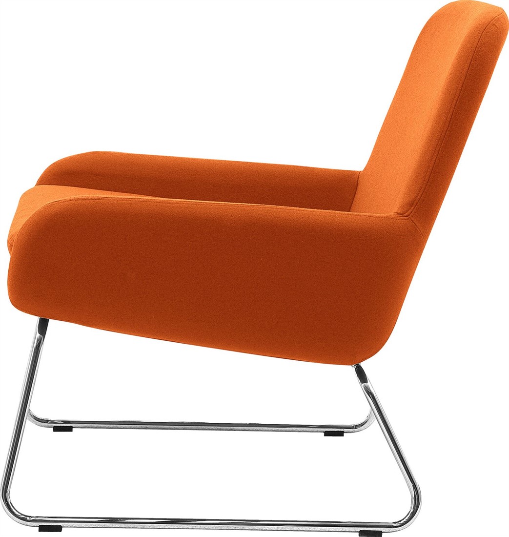Coco SL - gestoffeerde lounge stoel/ fauteuil met sledeframe bij FP ...